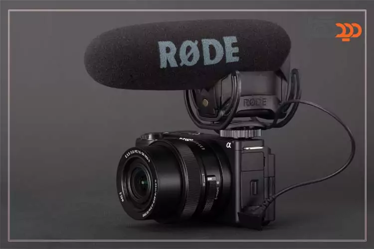 مقایسه دوربین سونی ZV-E10 II با کانن R100، دوئل غول‌های ویدئویی | دیدنگار